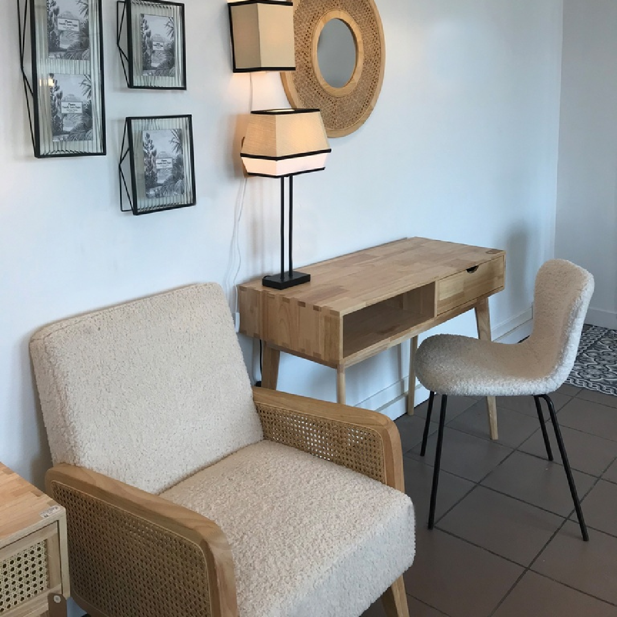 Petit bureau bois clair d'hévéa