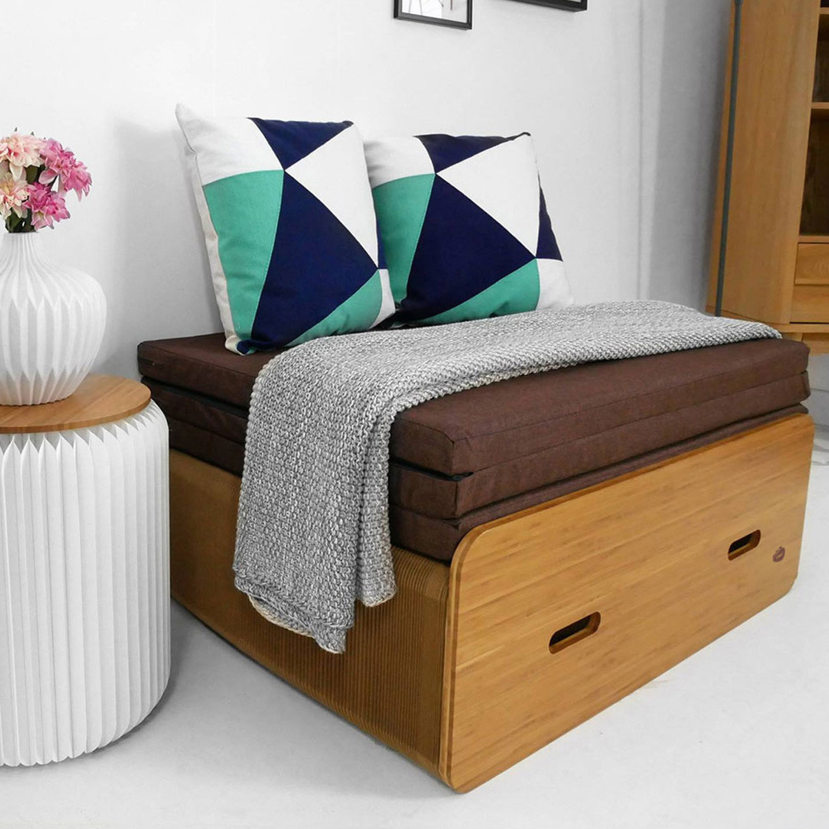 Lit pliable en carton alvéolé, Stooly